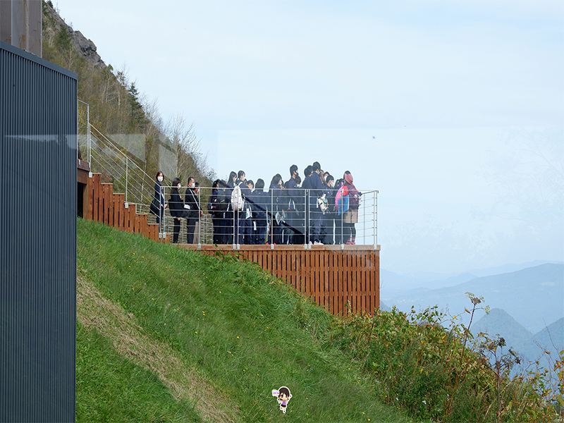 ขึ้นกระเช้า Usuzan Ropeway ดูหมีน่ารักที่ Showa Shinzan Kuma Bokujo ...